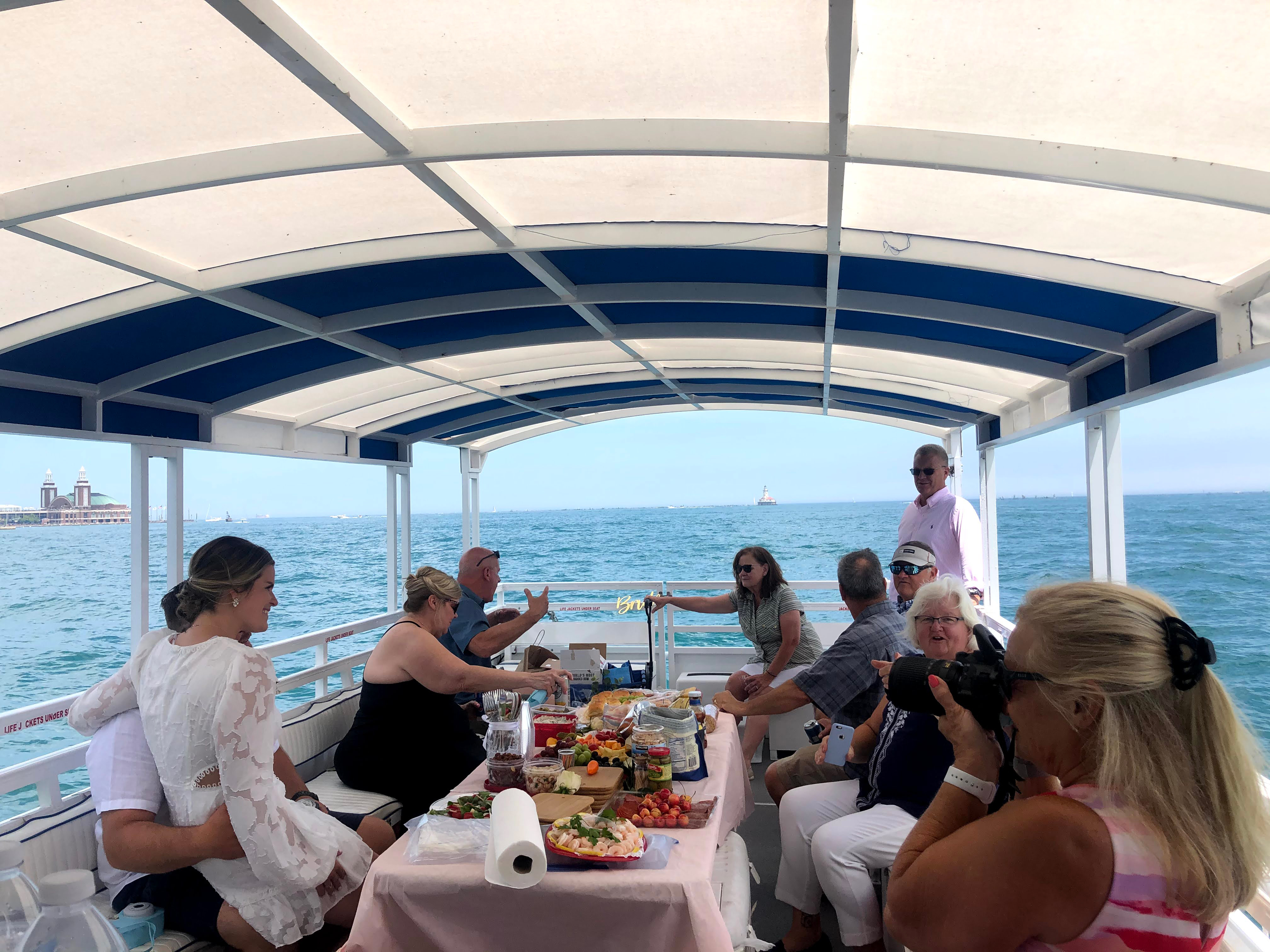 Gallery – Tailgate The Lake Boat Charters Chicago